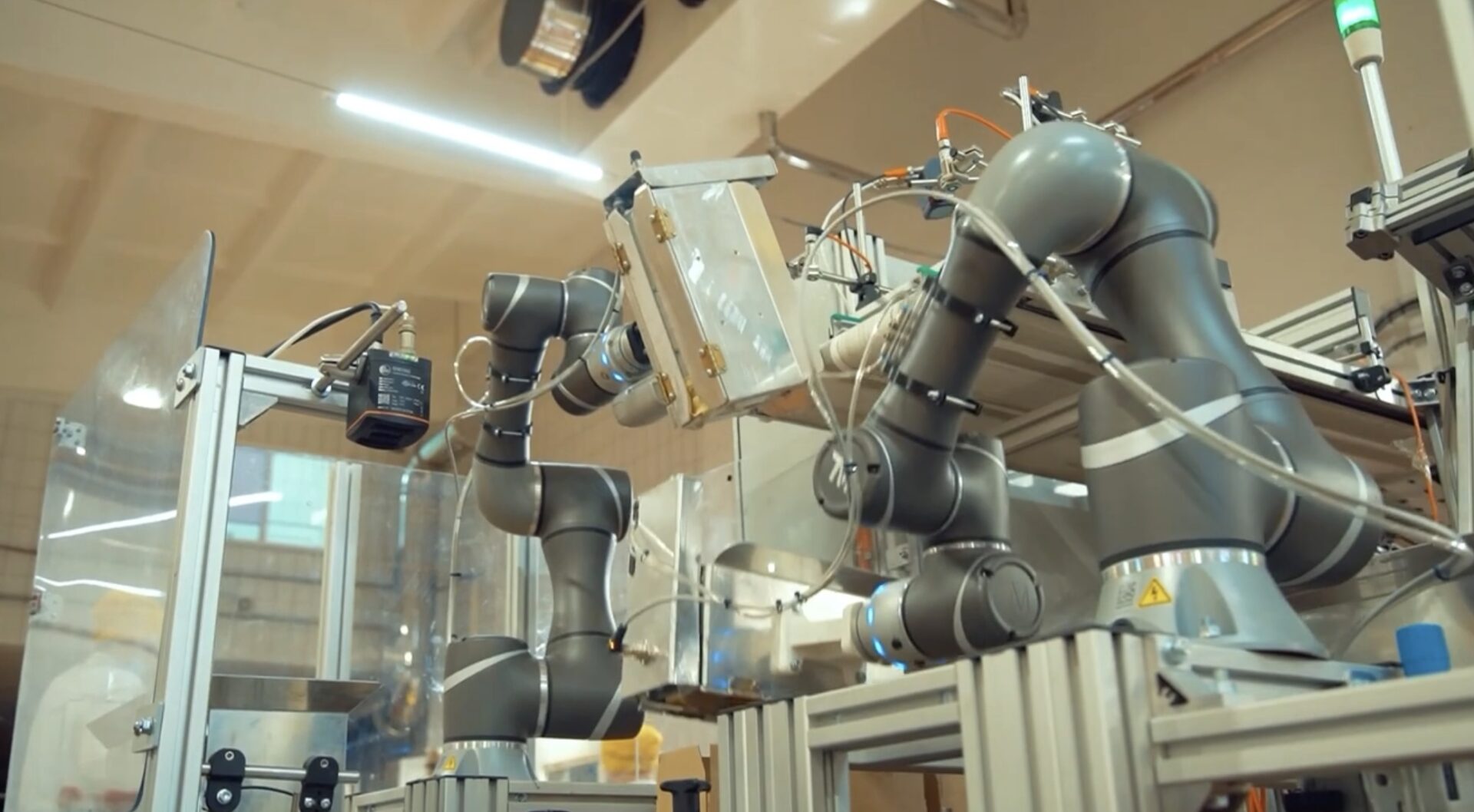 TM AI COBOTS - MayTec